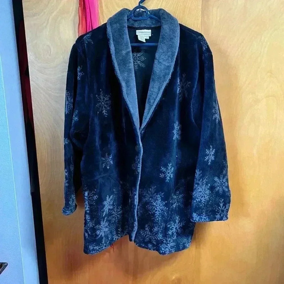 Coldwater Creek | Jackets & Coats | Coldwater Creek Snowflake Winter ...